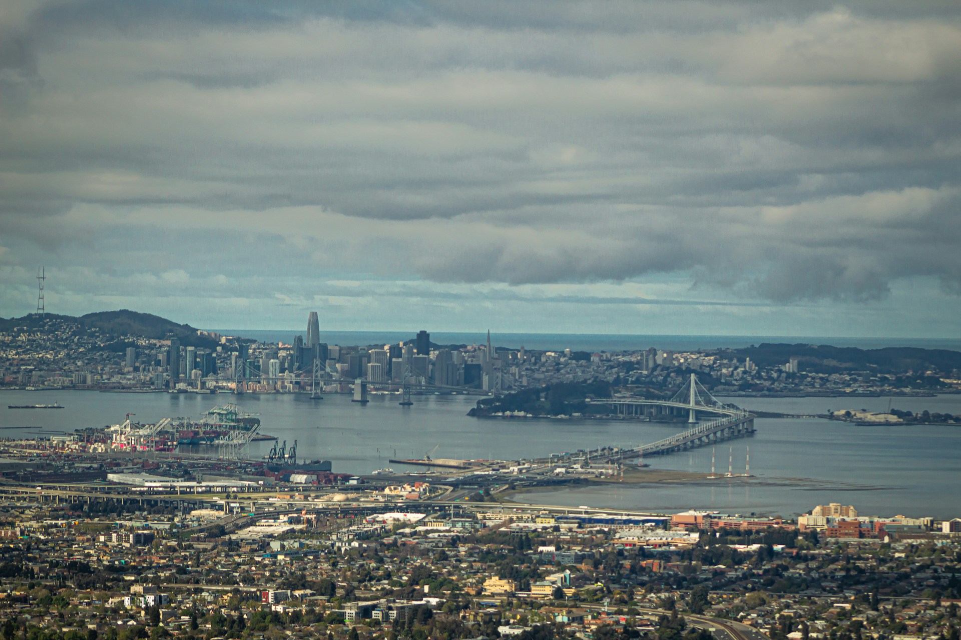 Exploring the Best Oakland Warehouse Space for Rent and Lease - Bay ...